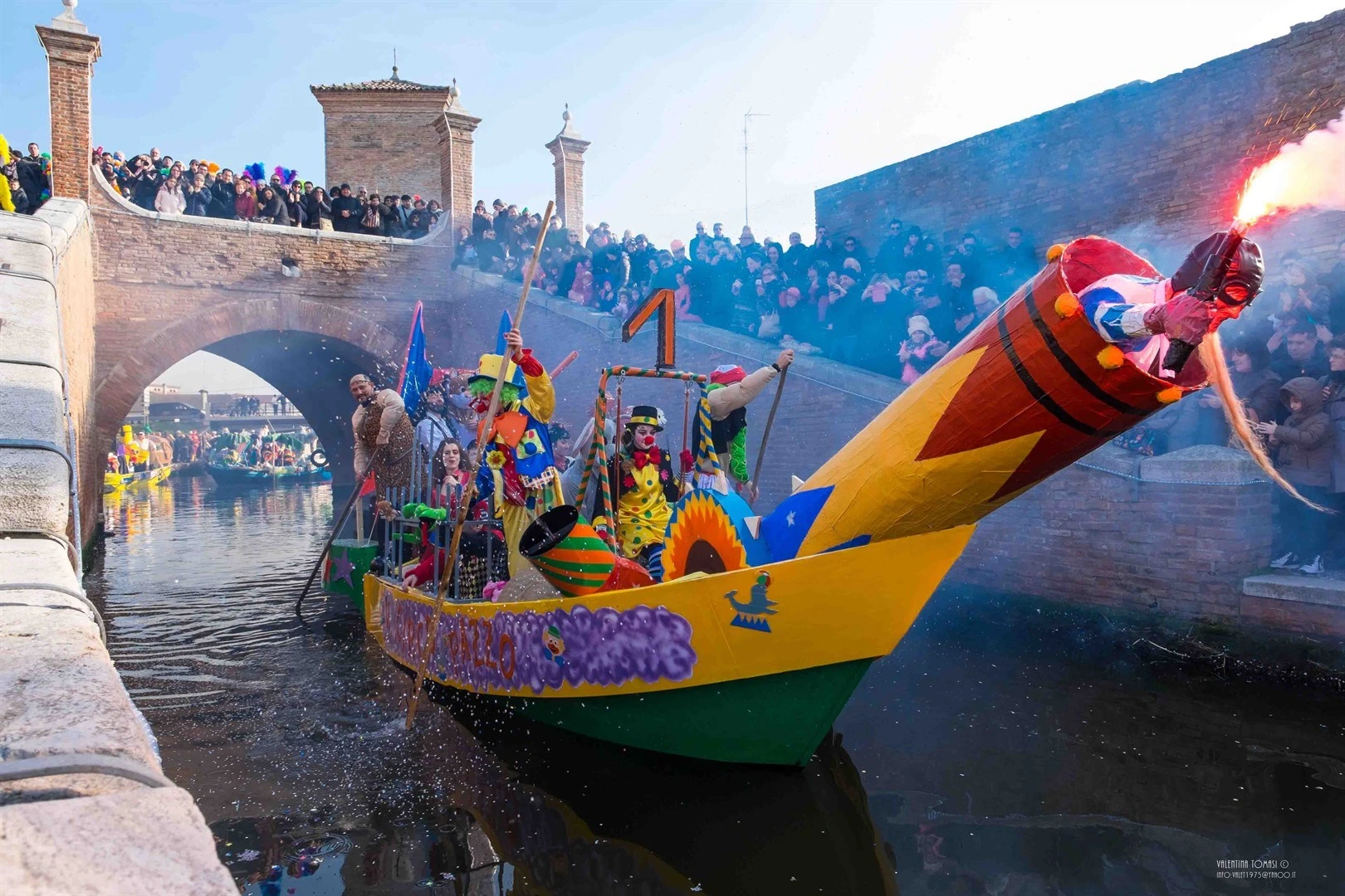 Comacchio: Carnival on the water | Emilia Romagna Tourism