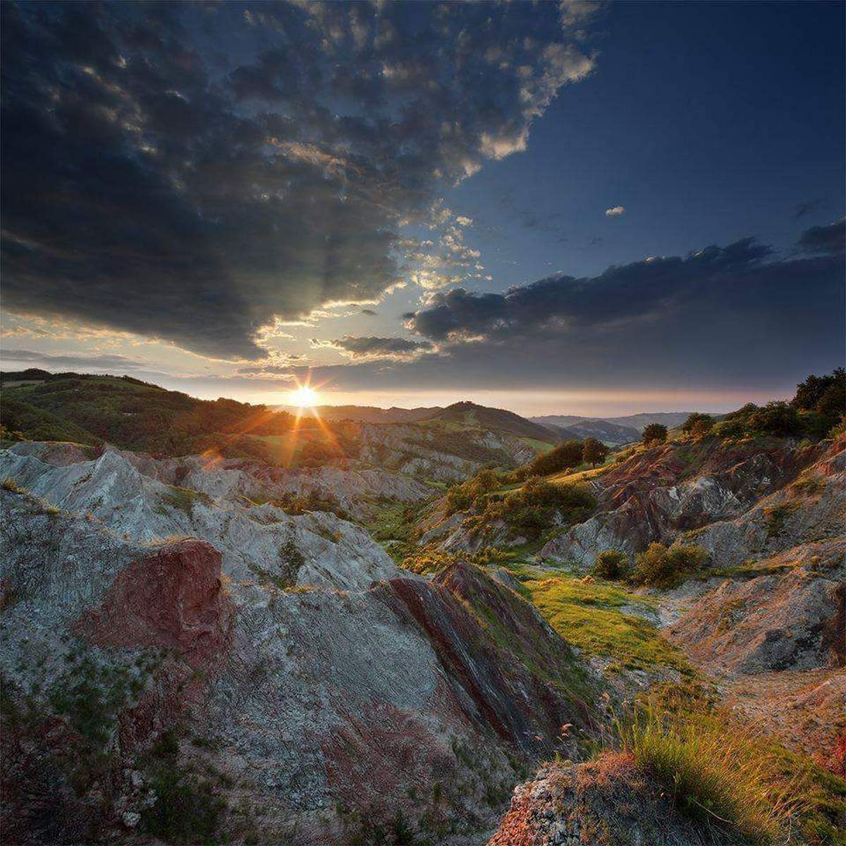 Itinerario tra canyon e calanchi in Appennino reggiano | Emilia Romagna ...